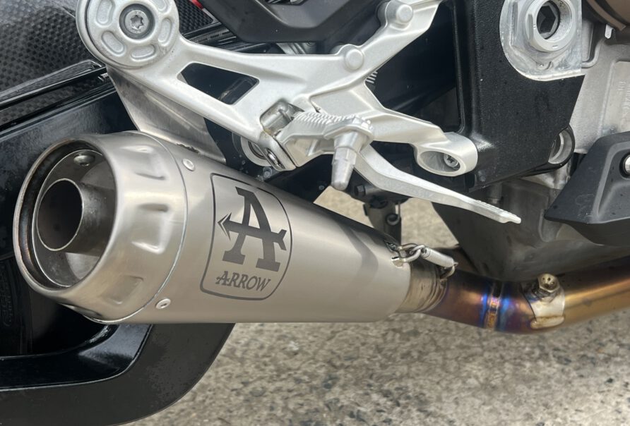 BMW S1000RR M-Pack met Performance Arrow uitlaat… | Waregem Motors BV